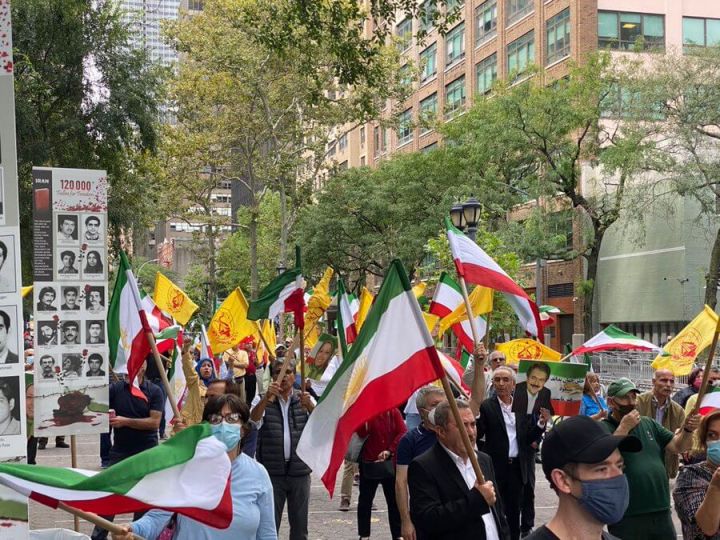 Iranian Americans Rally in New York – Free Iran